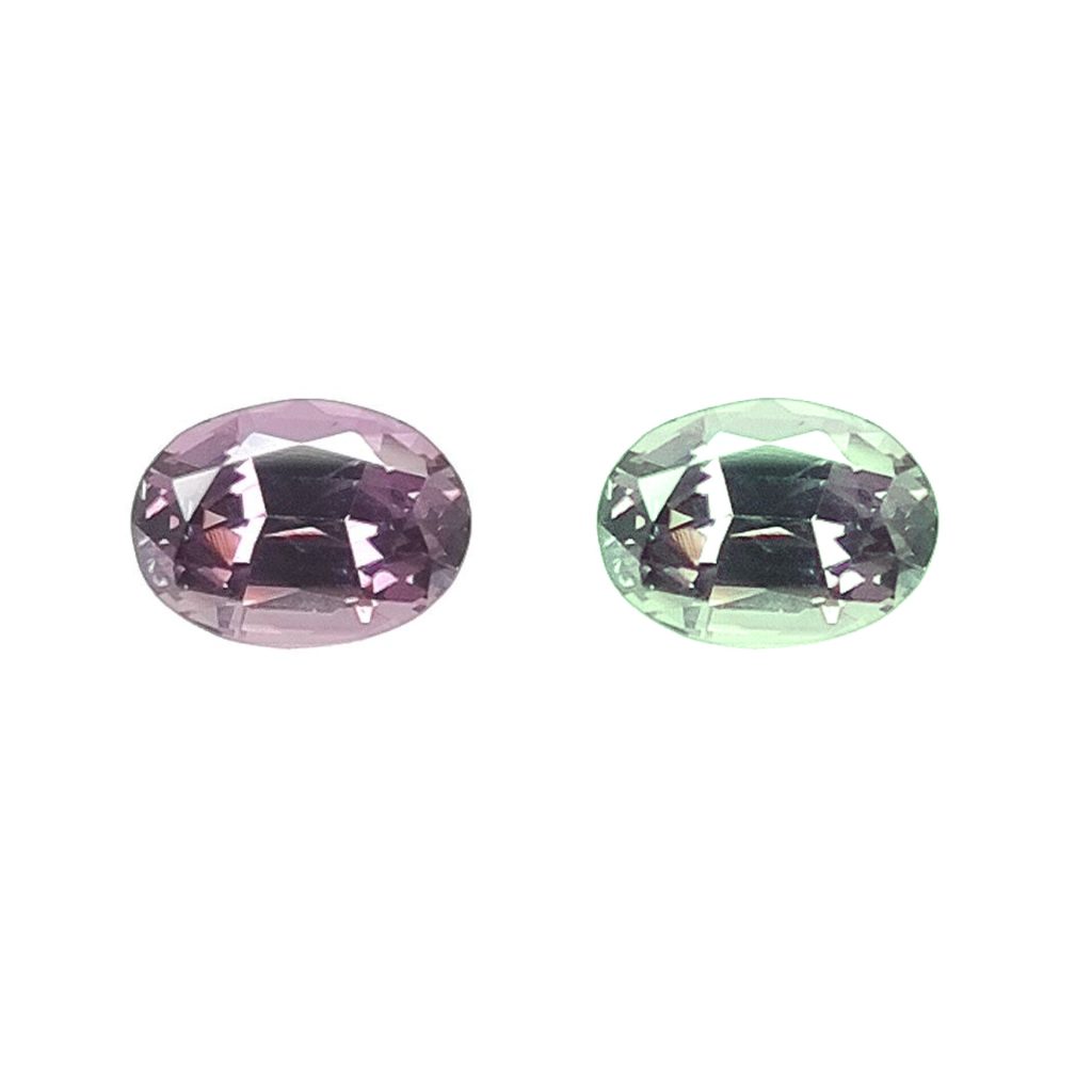 Color Change Garnet 3.55 ct Oval CC 5 - GEMWORLD LTD