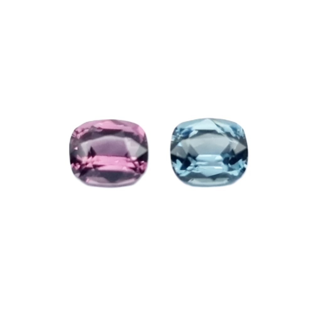 Spinel Reverse Pair Cushions 1.31 / 1.27 ct fspin 31/32 - GEMWORLD LTD